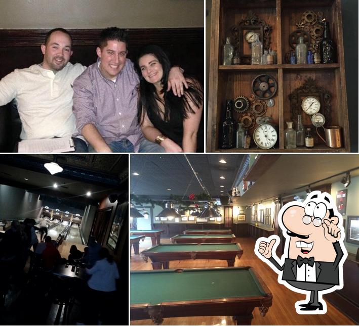 Seven Ten Lounge in Chicago - Restaurant menu and reviews