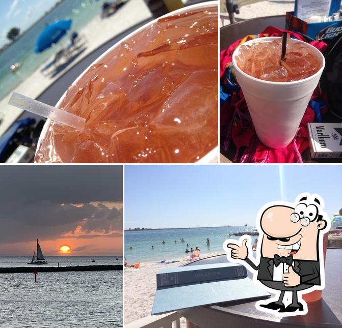 Tropix Island Tiki Bar in Clearwater - Restaurant reviews