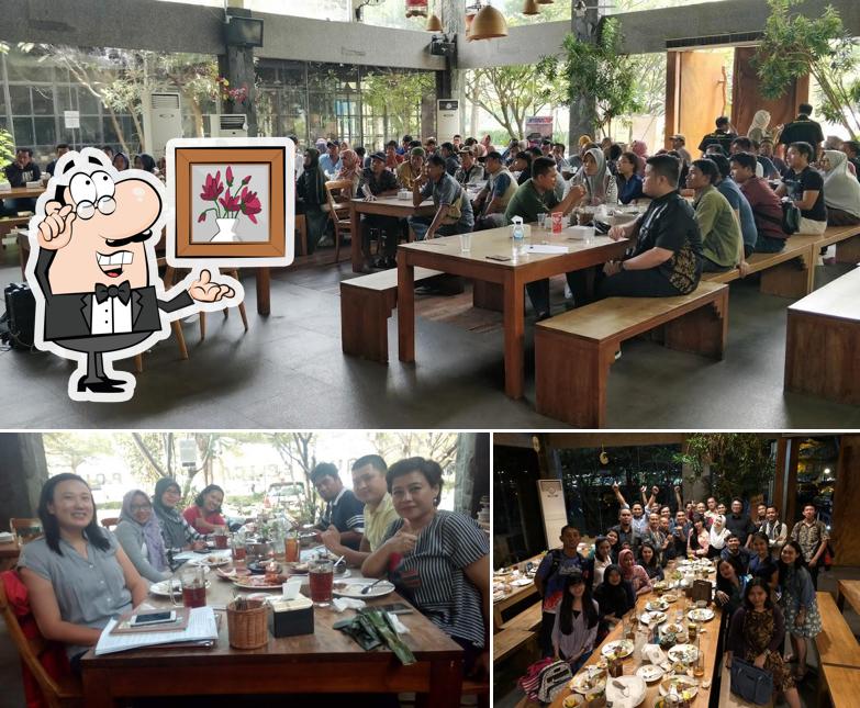Sunter Food Icon, North Jakarta - Restaurant menu, prices and reviews