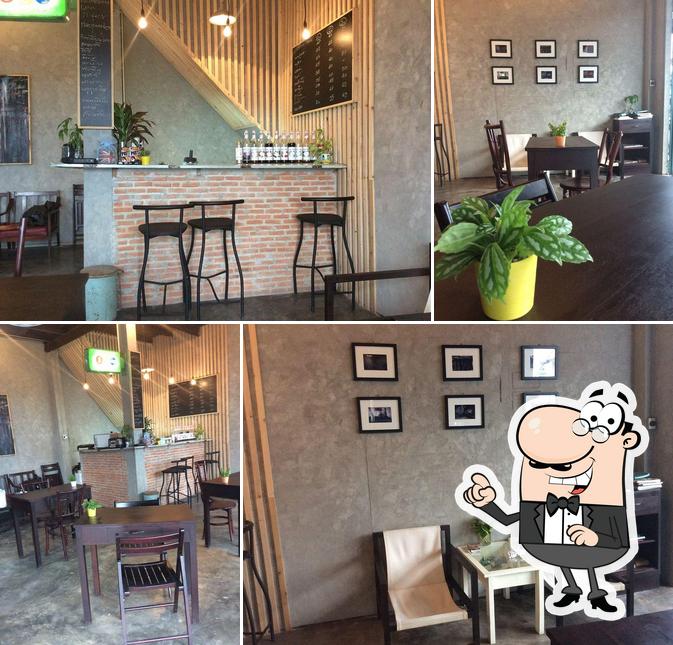 DOUBLE CAFE, Ban Pong