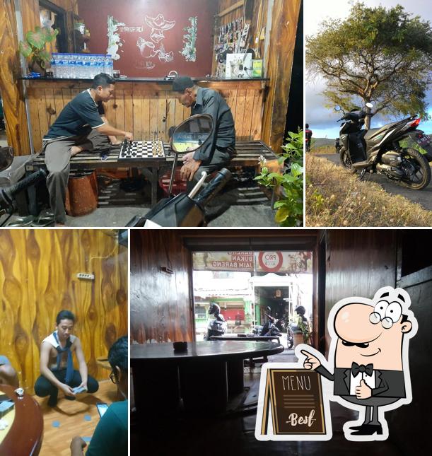 Adi Coffee Shops, Surabaya - Restaurant reviews