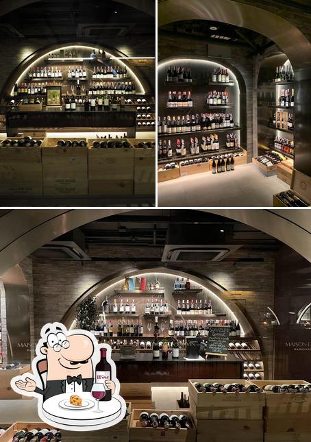 Maison Du Vin Mahanakhon pub & bar, Bangkok - Restaurant reviews