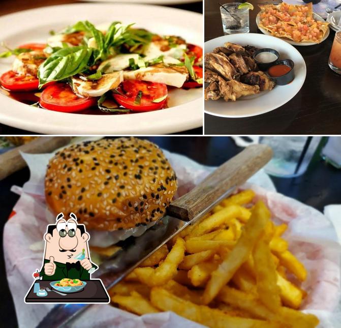 The Loon, 3028 N Hall St #179 in Dallas - Restaurant menu and reviews