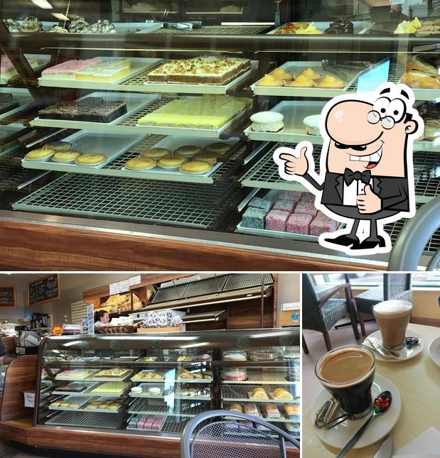 Cobden Bakery, Cobden - Restaurant menu, prices and reviews