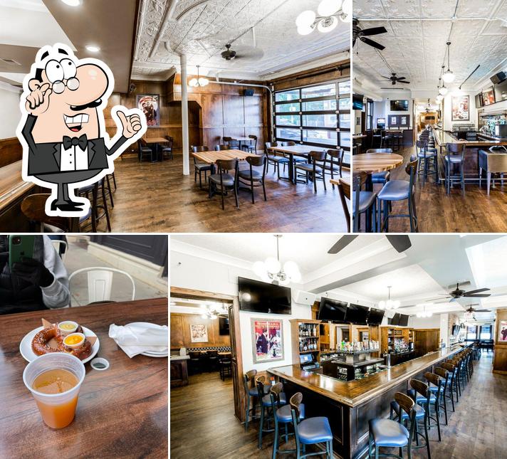 The Reveler in Chicago - Restaurant menu and reviews