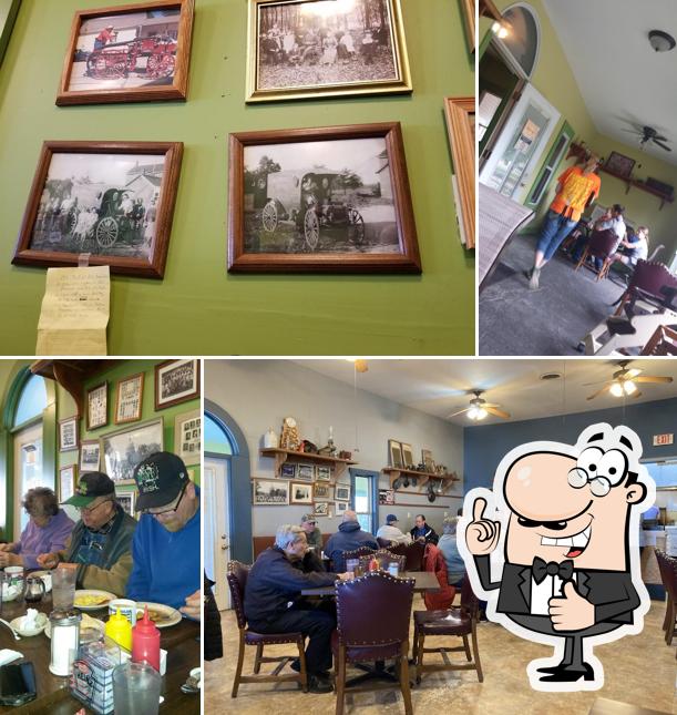 Midtown Diner in New Point - Restaurant menu and reviews
