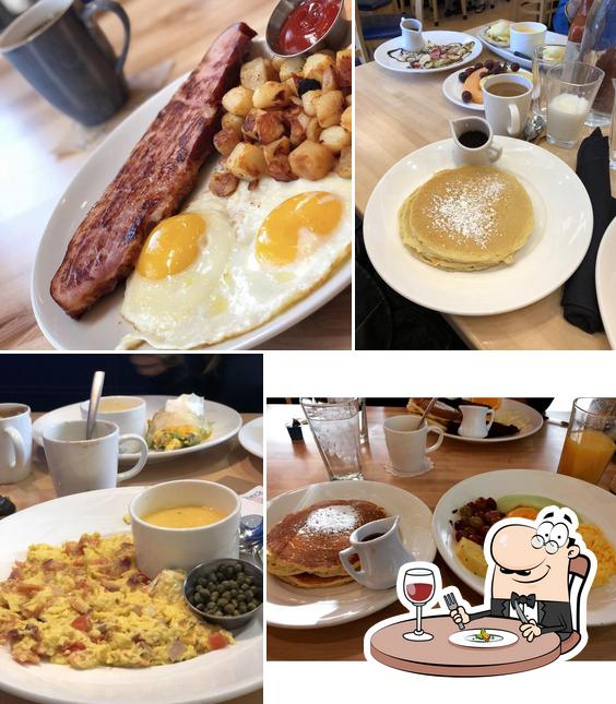 Yolk - West Loop, Chicago - Restaurant menu, prices and reviews