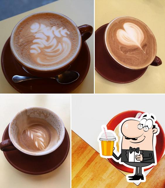 Café Larue & Fils Jarry, 405 Rue Jarry E in Montreal - Restaurant reviews