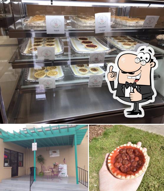 Aunt Pam's Cookies & Barbara's Southern Pies in Nashville - Restaurant ...