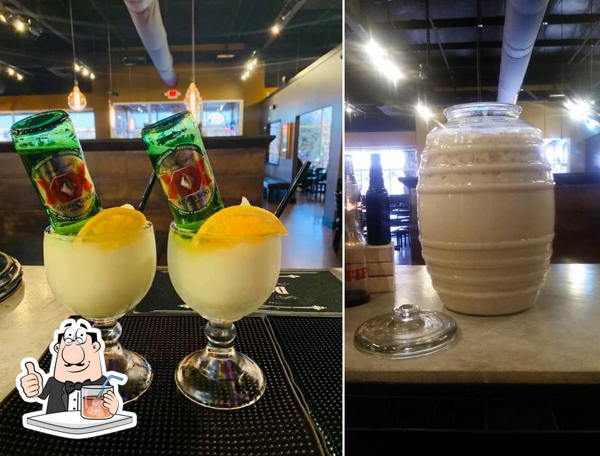 Dos Leones, 2208 TX-16 in Graham - Restaurant menu and reviews