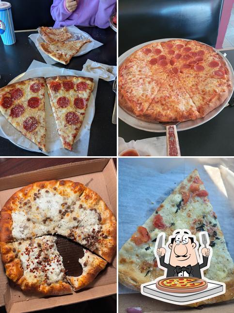 Pizzaro Flamed Baked Pizza in Glen Allen - Restaurant menu and reviews
