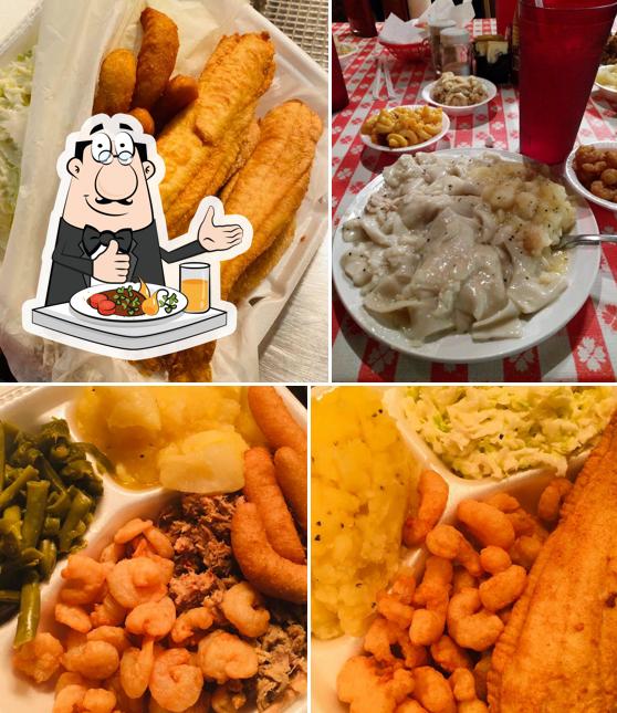 Ron's Barn Barbecue & Seafood, Coats - Restaurant menu, prices and reviews