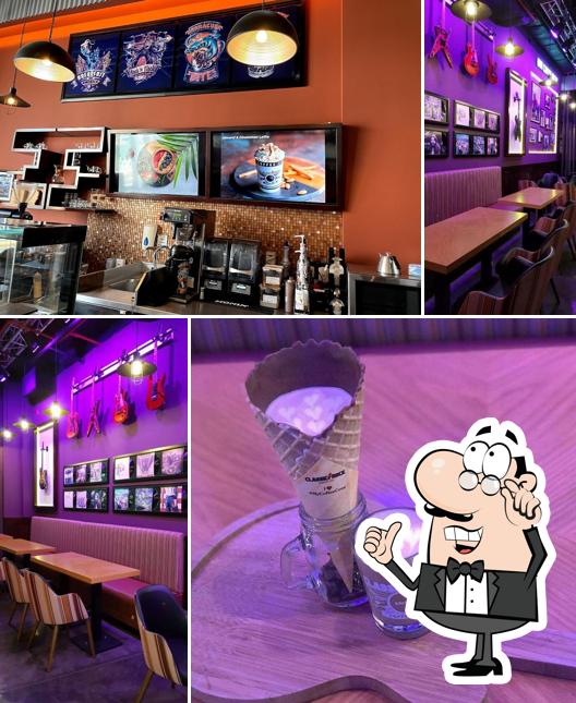 Classic Rock Coffee The pointe cafe, Dubai, The Pointe-Palm ...
