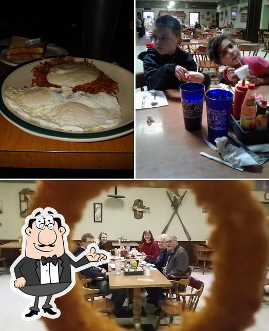 Hunters Cafe, Winfield - Restaurant menu, prices and reviews