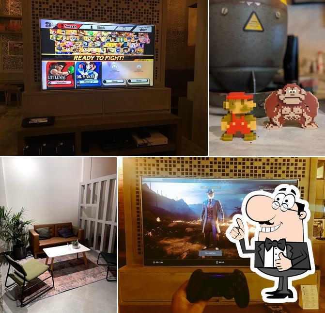 Glitch Cafe, UAE, 9 Nad Al Hamar Rd - Restaurant reviews