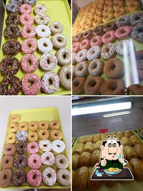 Paradise Donuts in Oyster Creek - Restaurant menu and reviews