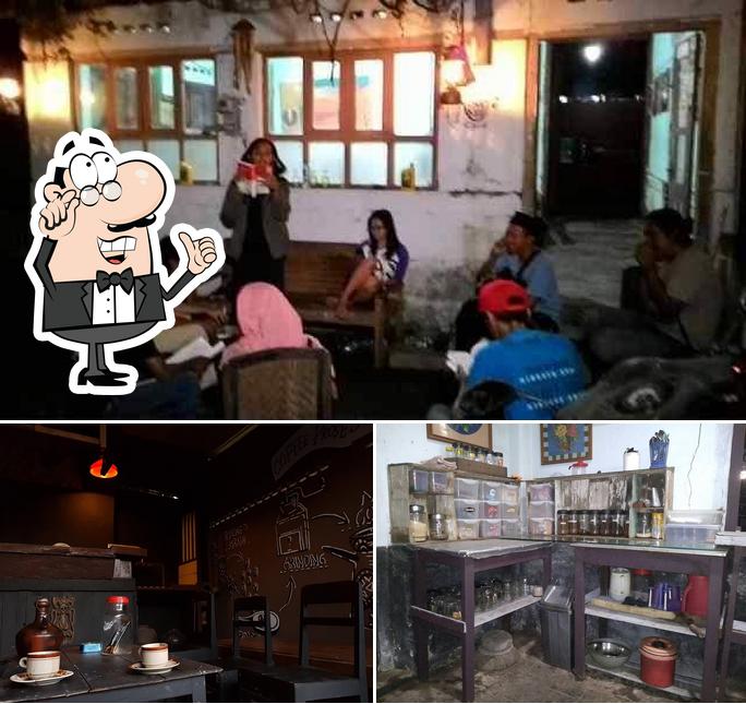 Jendela Kopi cafe, Sekarjalak - Restaurant reviews