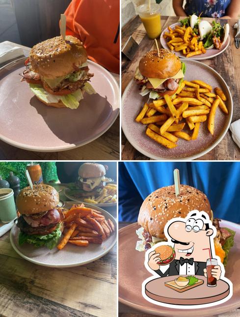 The Fresh Pantry, Oxenford - Restaurant menu, prices and reviews