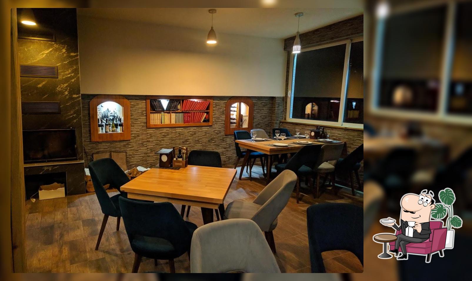 Cosmopolitan Lounge Bar & Restaurant, Bashino Selo