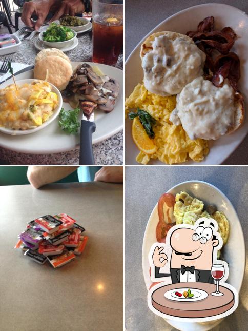 Elmo's Diner, Carrboro - Restaurant menu, prices and reviews