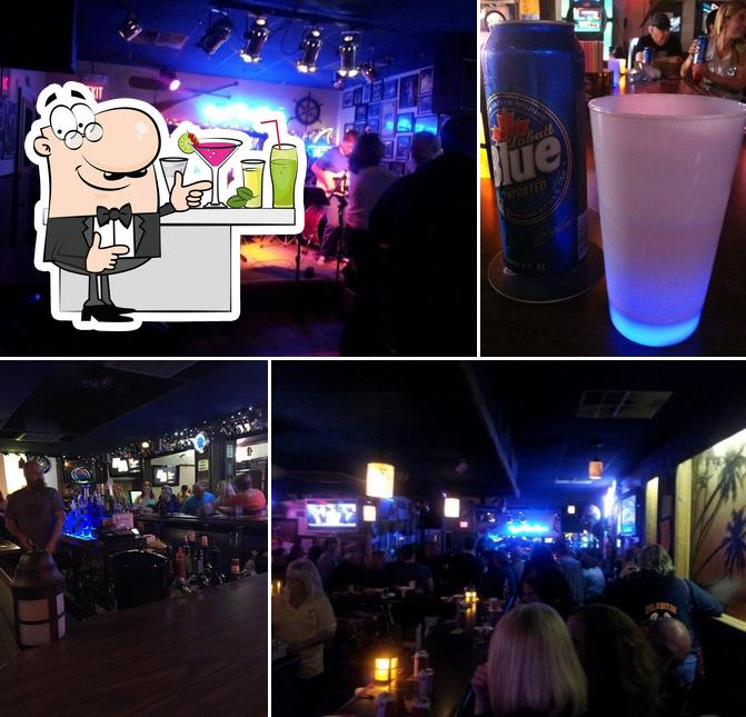 Roop Brothers Bar(ROOPS) in Delaware - Restaurant reviews