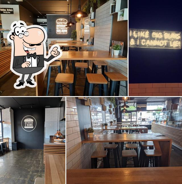 Between 2 Buns in Hoppers Crossing - Restaurant menu and reviews