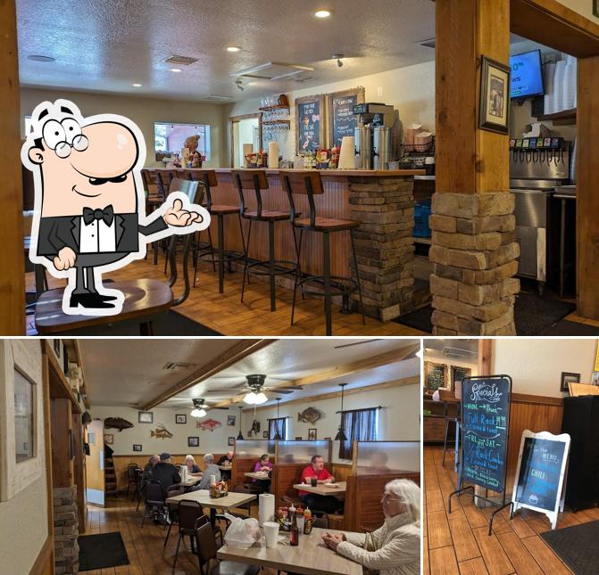 Oakwood Express Smokehouse & Grill, Wildwood - Restaurant menu, prices ...