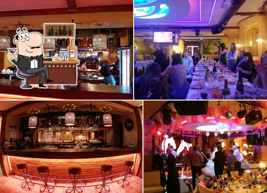 Belaya Loshad' pub & bar, Saint Petersburg, Slavy Ave - Restaurant reviews