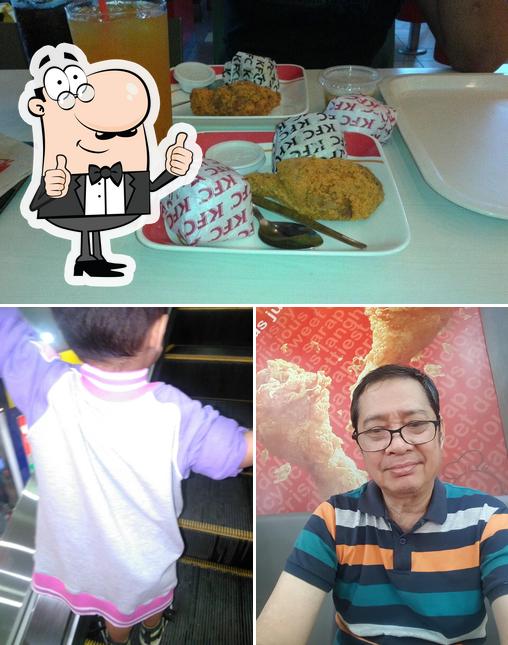 KFC restaurant, Angeles, Ground Floor - Restaurant reviews