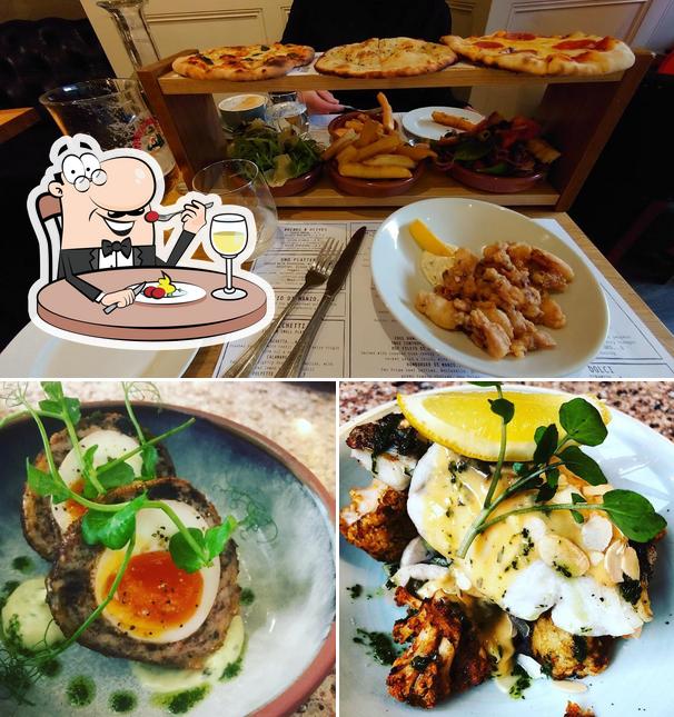 Punch Bar and Tapas in Honley - Restaurant reviews