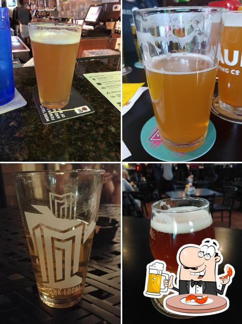 Heartbreakers Bar & Grill in Chaska - Restaurant menu and reviews