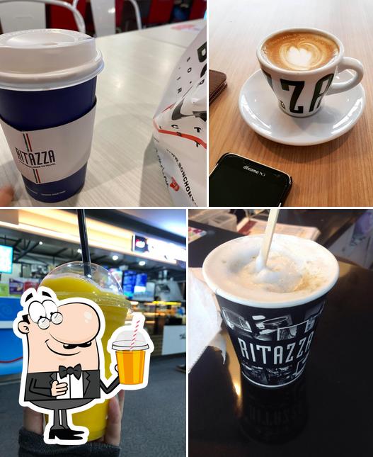 Cafe Ritazza (Terminal 2 Foor 4), Bangkok - Restaurant reviews