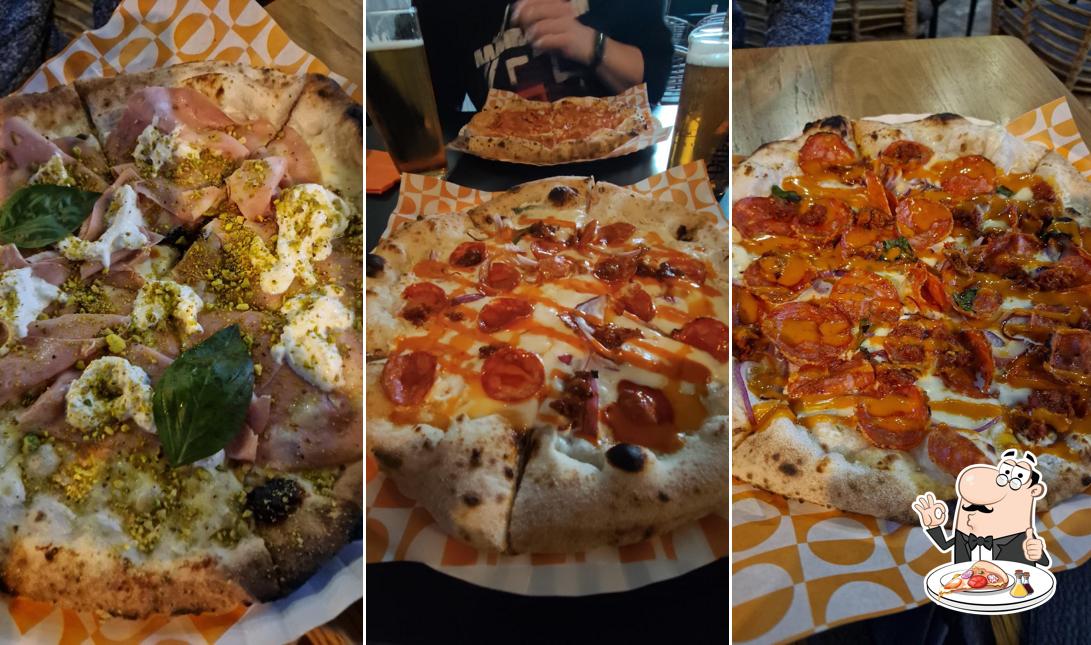 Flying Tomato Pizza, Vilnius - Restaurant menu, prices and reviews
