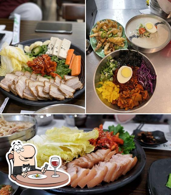 Hyesung Noodle House, Los Angeles - Restaurant menu, prices and reviews