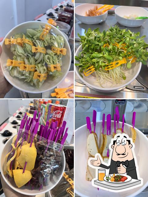 ไททันหม่าล่า ชาบู สุกี้สายพาน (TiTan MALA CHABU) restaurant, Bangkok ...