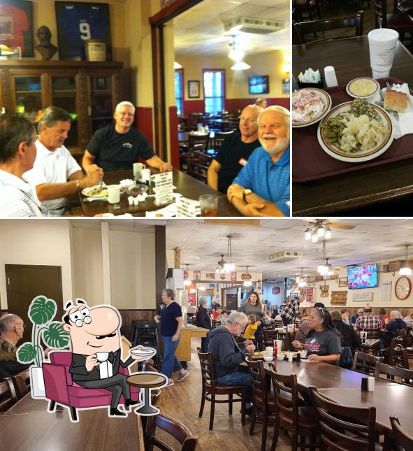 Longstreet Cafe Riverside Terrace, 1043 Riverside Terrace in ...