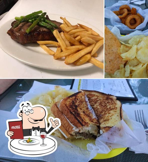 The Reinholds Inn, Reinholds - Restaurant menu, prices and reviews