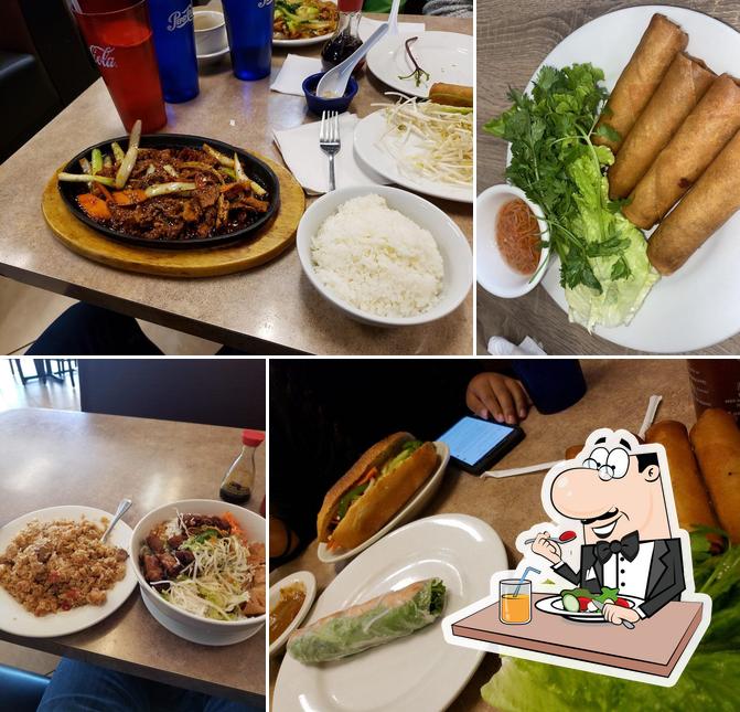 Pho King Eggroll II LLC in Goodyear - Restaurant menu and reviews