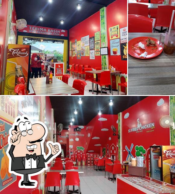 SS Fried Chicken, Pontianak, Jl. Padat Karya No.19 - Restaurant reviews