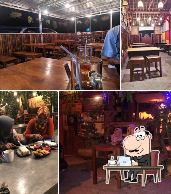 Cafetería Kandang ogut's, Wonosari - Carta del restaurante y opiniones