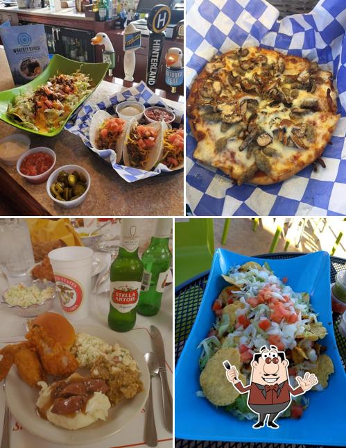 Waverly Beach Bar & Grille, Menasha - Restaurant menu, prices and reviews