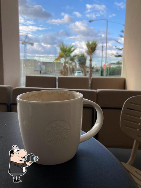 Starbucks Campus Hub, Msida - Restaurant reviews