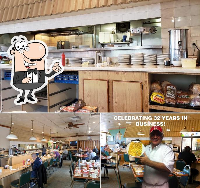 Yankee Kitchen Restaurant in Youngstown - American restaurant menu and ...