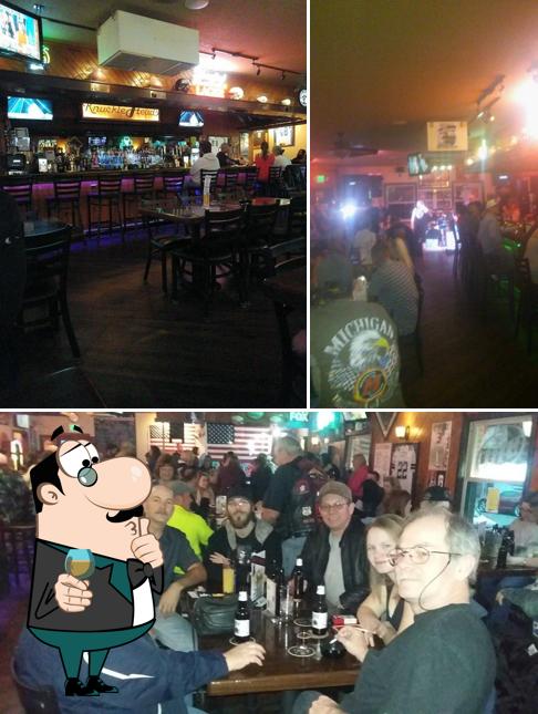 Knuckleheads Sports Bar-Grill, Michigan City - Restaurant menu, prices ...
