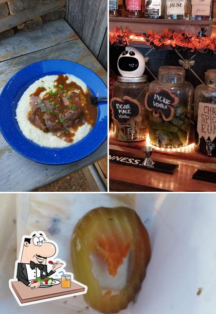 The Buzz Mill, 1505 Town Creek Dr in Austin - Restaurant menu and reviews