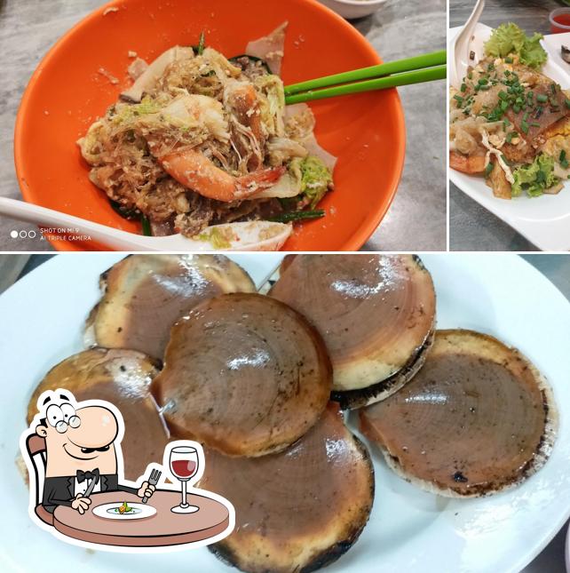 Elvis Suki and Seafood, Bangkok, Wat Mangkon - Restaurant menu, prices ...