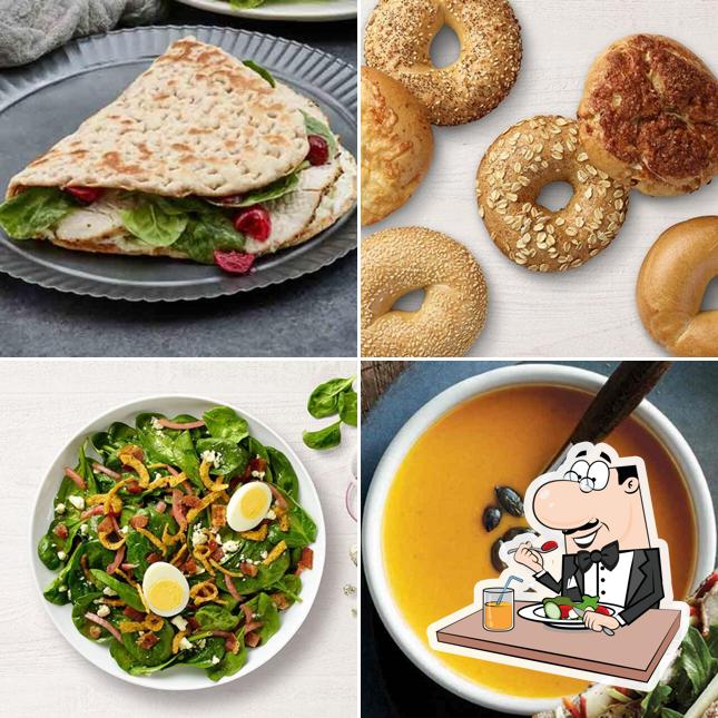 Best restaurants in Iowa City Marketplace Mall - Restaurant Guru
