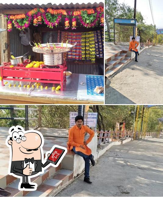 Mahadev nashta corner and cold drink Center, Indore