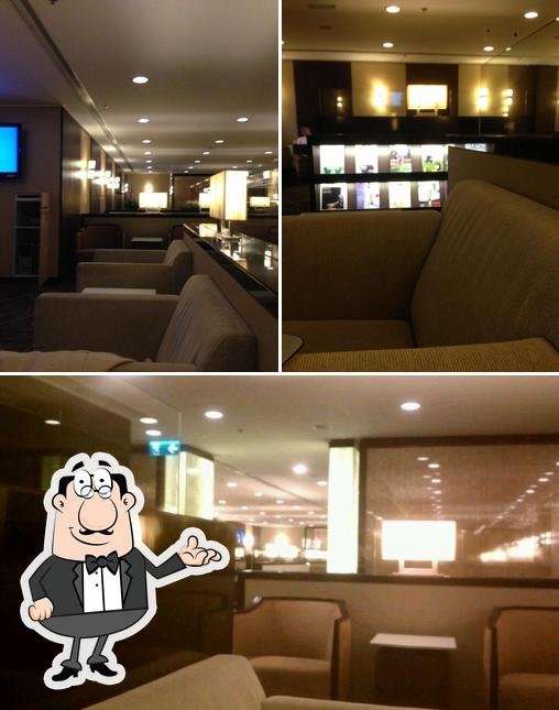 Singapore Airlines SilverKris Lounge, Hong Kong - Restaurant reviews