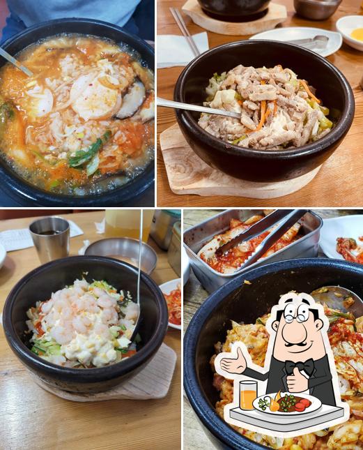 Woojung Dolsot Bibimbap head store, Busan - Restaurant menu, prices and ...